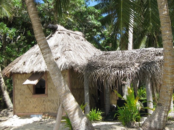 fiji - Backpacker-Footsteps
